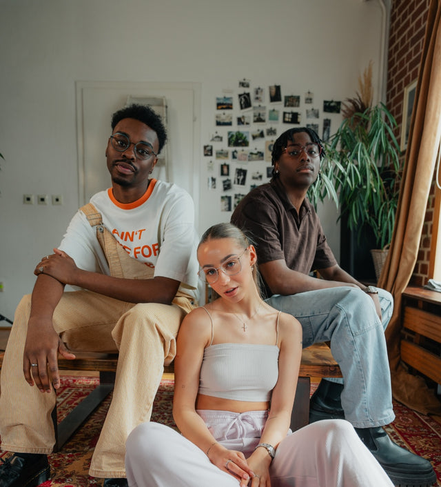 Wie Medikamente das Sehen beeinflussen | ENNY – Enny-Brillen